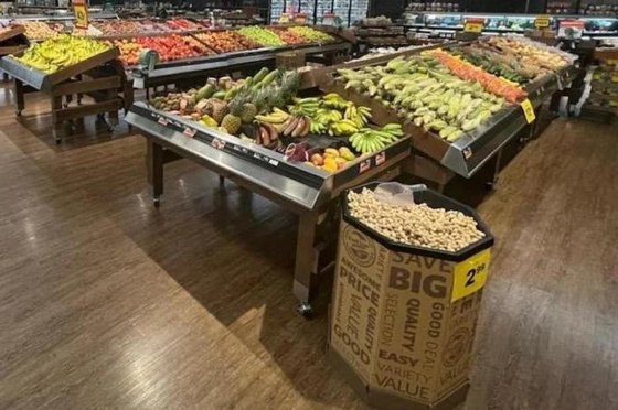 5’ Produce Slant Table in Grand Rapids, MI, USA