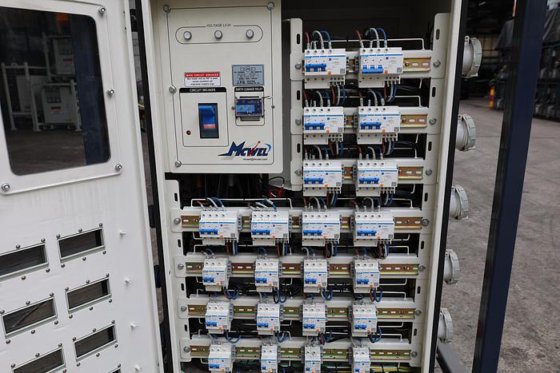 DB 600A Power Distribution Box in Singapore, Singapore