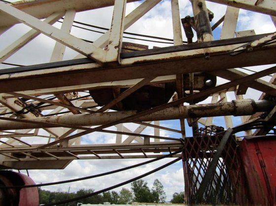 Franks Rocket 658 Workover Rig in Broussard, LA, USA