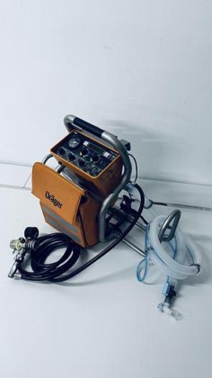 Gebraucht Dräger Oxylog 2000 Notfallbeatmungsgerät in Fritzlar, Deutschland