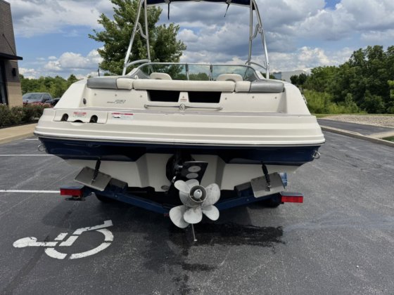 2008 Sea Ray 230 Select in Knoxville, TN, USA