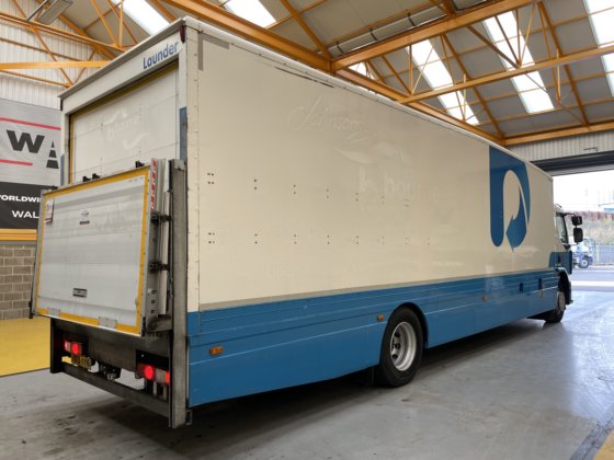 2015 RENAULT D18 WIDE 15 TONNE EURO 6 , 4X2 STREAMLINE BOX BODY in Long ...
