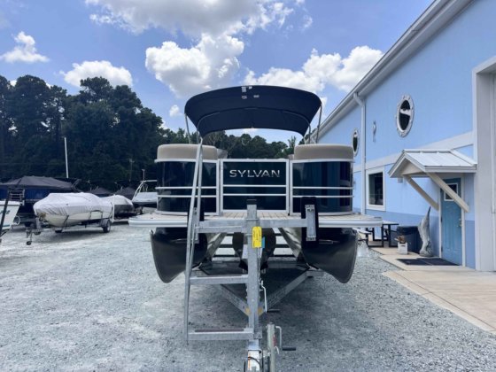 2026 Sylvan 8522 CLZ in Durham, NC, USA