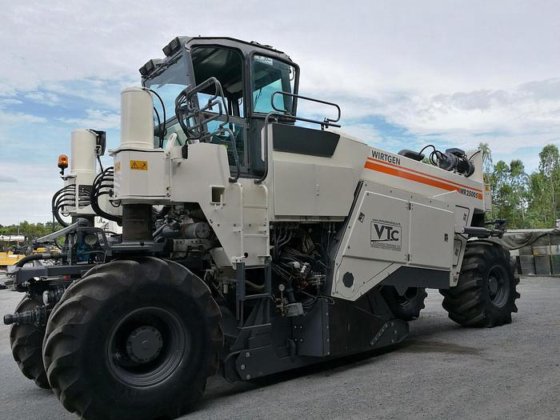 Wirtgen WR 2500 S in Chon Buri, Thailand