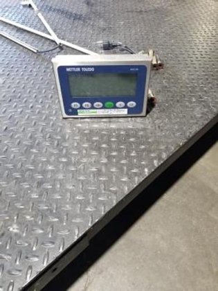 Metler-Toledo Floor Scale in Portland, OR, USA