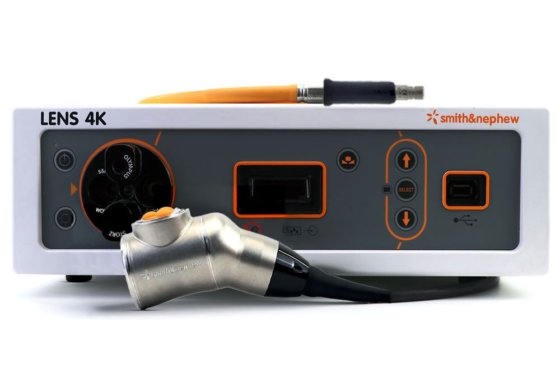 Smith & Nephew LENS 4k Integrated Camera System and Light Source in ...