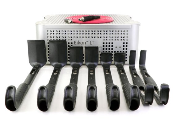 Invuity Eikon LT LIghted Retractor Set in Mokena, IL, USA