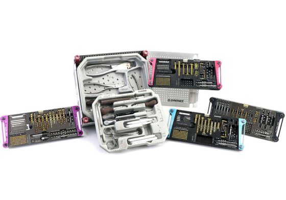 Synthes Modular Hand System in Mokena, IL, USA