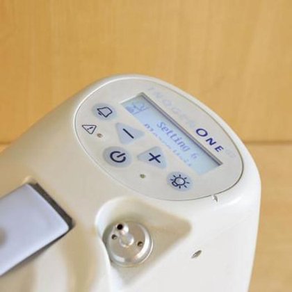 INOGEN ONE G2 PORTABLE OXYGEN CONCENTRATOR in Montreuil, France