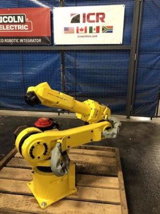 Fanuc ArcMate 100iB with RJ3iB controller, teach pendant and cables in ...