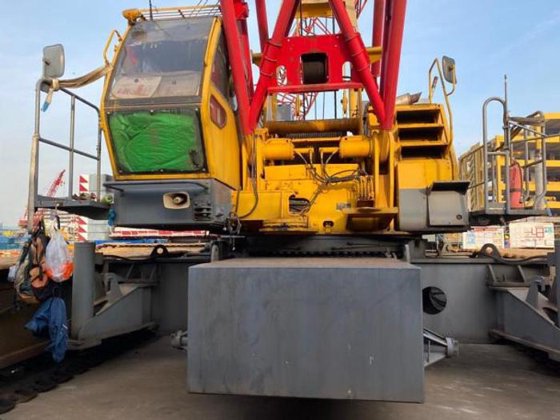 2008 Kobelco 7250-2F in Singapore, Singapore