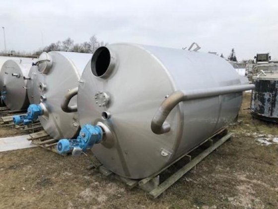 9000 liter stainless steel tanks with agitator in Harndrup, Denmark