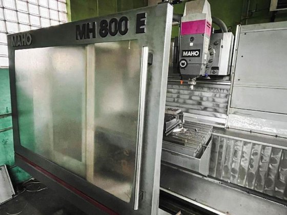 Maho MH 800 E - CNC Milling - 1993 in Poland