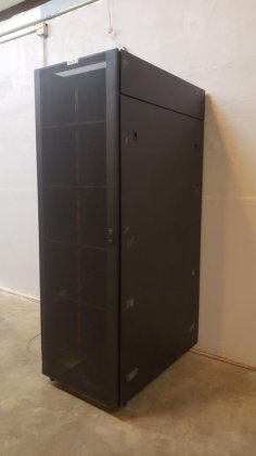 IBM Server Rack Cabinet 42U Model 7014 in Shippensburg, PA, USA