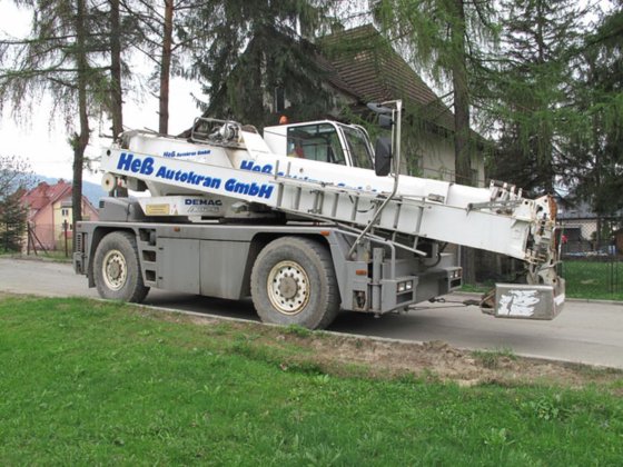 1999 DEMAG AC 25 City in Sucha Beskidzka, Poland