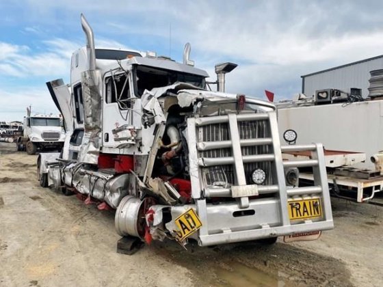 2014 KENWORTH T909 in Moama, Australia