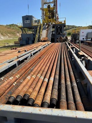 Command Tubular Products 4" Range 3 Drill Pipe SS-105 in Bakersfield ...