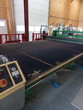 Automatic cutting table Bottero 131 BKM monolithic glass in Mediaș, Romania