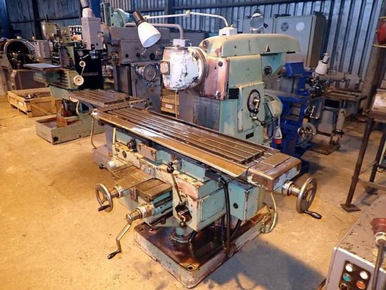 Universal milling machine TOS FA3AU in Mexico City, Mexico