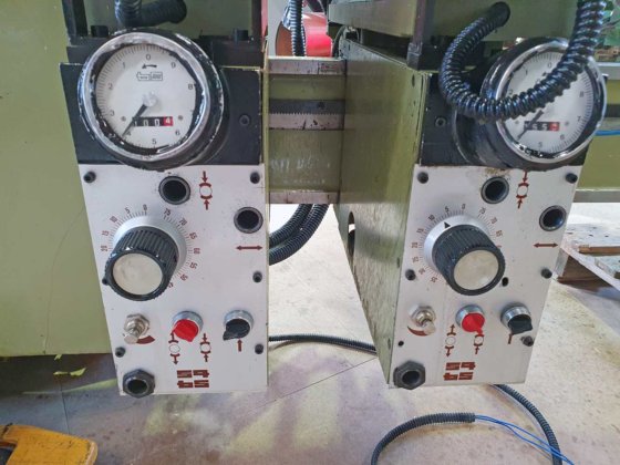 1982 Biesse BIESSE - multispindle boring machine model BEAVER in Malax ...