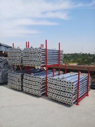 Shoring props - étaiement in İstanbul, Turkey