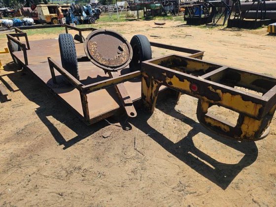 TRAILER WITH TURN TABLE / DOLLY in eMalahleni, South Africa