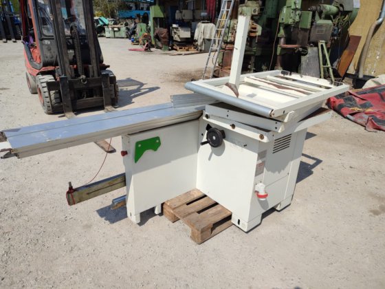 2000 Samco sliding table saw with carriage in Gowino, Kuyavian ...