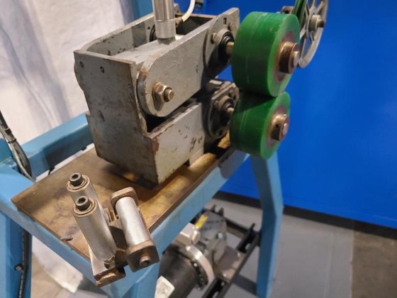 Strand Extrusion Pulling Machine Caterpillar Take-Offs Machine Plastic ...