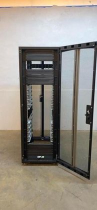 Chatsworth Server Rack w/ Front & Back Doors & Wheels in Shippensburg ...