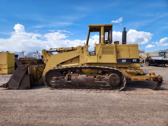 Caterpillar Crawler Loader Track Earthmoving Excavating Demolition ...