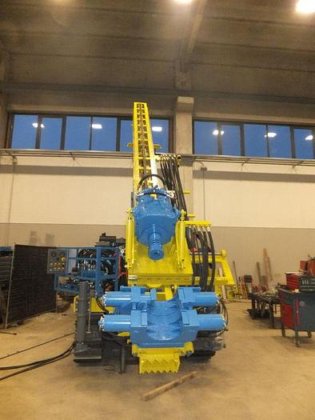 Driller Ellettari Ek 650 in Fidenza, Italy