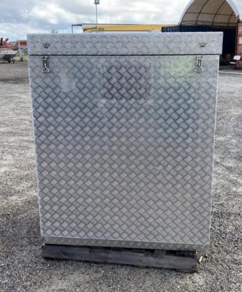 CHECKER PLATE BOX in Carrara, Australia