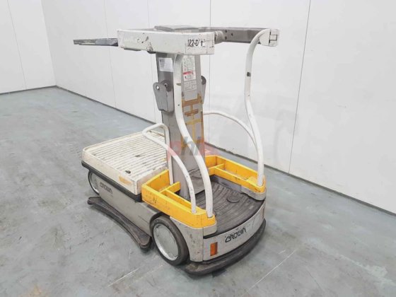 2007 CROWN WAVE 50 118 ACCESS PLATFORM Forklifts in Odiham, United Kingdom