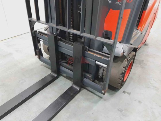 2018 LINDE E20PH-02 386 ELECTRIC Forklifts in Odiham, United Kingdom