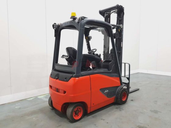 2018 LINDE E20PH-02 386 ELECTRIC Forklifts in Odiham, United Kingdom