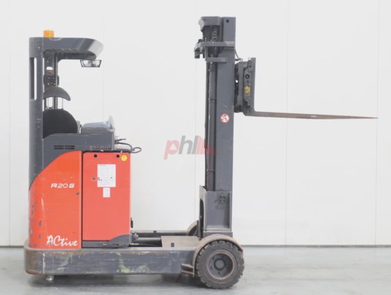 2012 LINDE R20G-12 115 REACH Forklifts in Odiham, United Kingdom