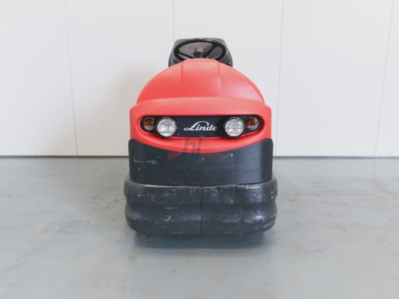 2007 LINDE P60Z 126 TOW TRACTOR Forklifts in Odiham, United Kingdom