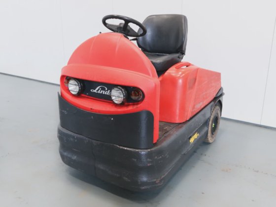 2007 LINDE P60Z 126 TOW TRACTOR Forklifts in Odiham, United Kingdom