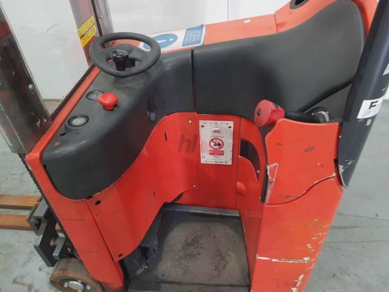 2016 LINDE E10 3 WHEEL Forklifts in Odiham, United Kingdom