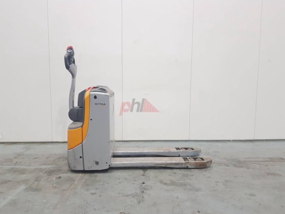 2012 STILL EXU 16 EPT PALLET Forklifts in Odiham, United Kingdom