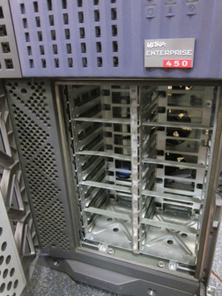Sun Microsystem - Ultra Enterprise 450, 4 x Ultra Sparc Rack Mount ...