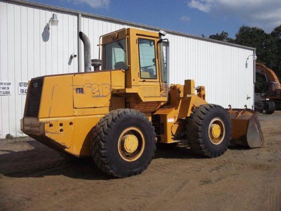 CASE 621B - WHEEL LOADERS in Olmito, TX, USA