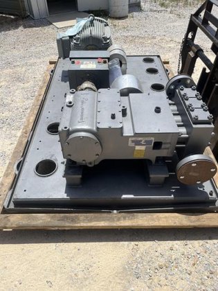 Union TD90 Triplex Pump in Collins, MS, USA