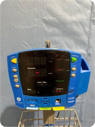 GE Dinamap CareScape V100 Patient Monitor in Elkin, NC, USA