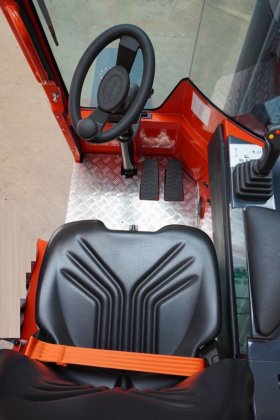 2024 Combilift C5000XLE in Friedberg, Germany