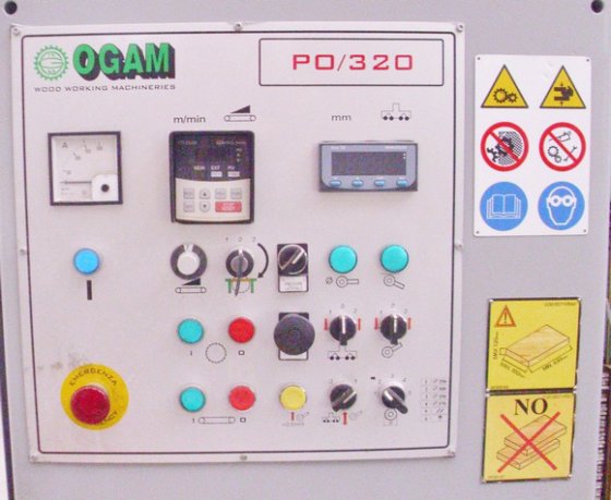Usata MULTILAME OGAM MOD.PO-320 C.E. MOTORE HP.60 KW.47 in Arezzo, Italia