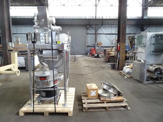 Fitzpatrick L83 Chilsonator Roller Compactor, S/S in Cleveland, OH, USA