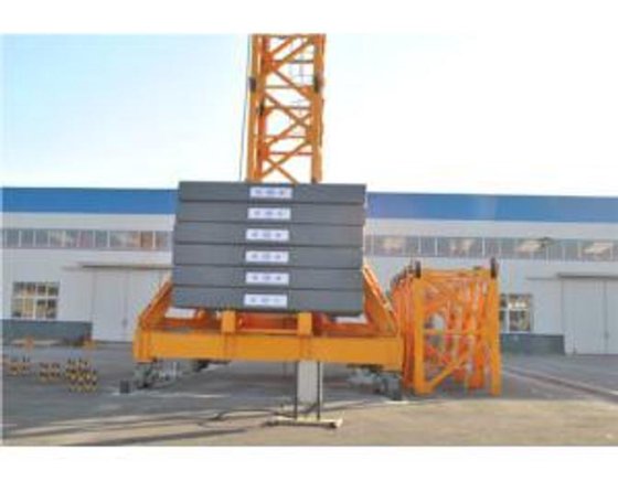 2002 POTAIN K3030 in Dubai, United Arab Emirates