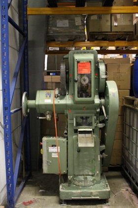 1979 KORSCH EK3 Eccentric Tablet Press in Udenheim, Germany