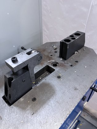 Richards Multiform Bender in Chicago, IL, USA